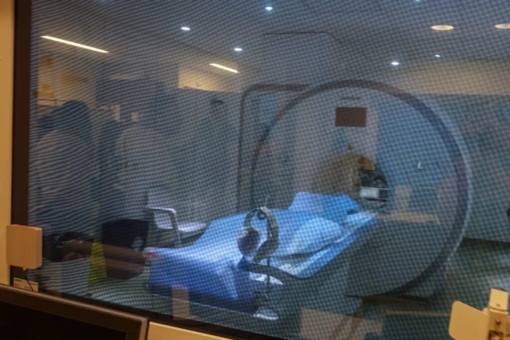 Understanding MRI Machines - The 1.2, 1.5T, and 3T Scanners - DirectMed ...